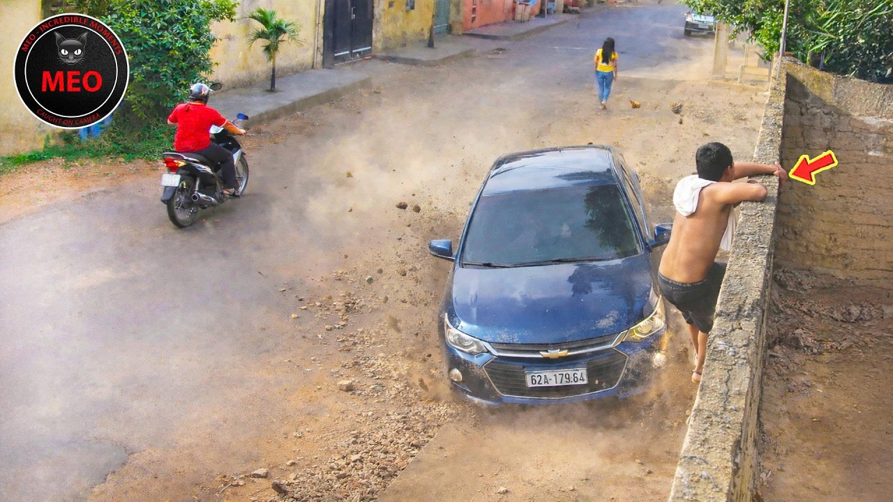 Real-Life Shocking Moments Caught on CCTV | Incredible Moments Filmed ...