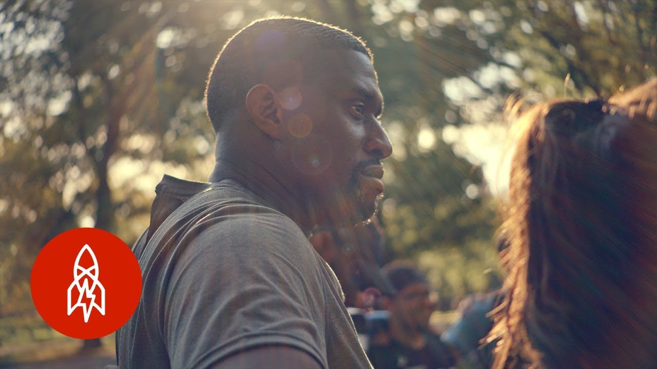 Helping to End Homelessness Through Running - YouTube