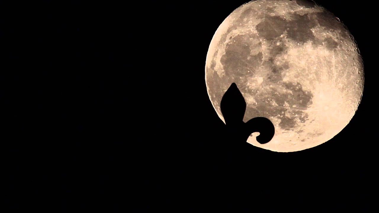 Luna Piena a Torino. Full moon on Turin - YouTube