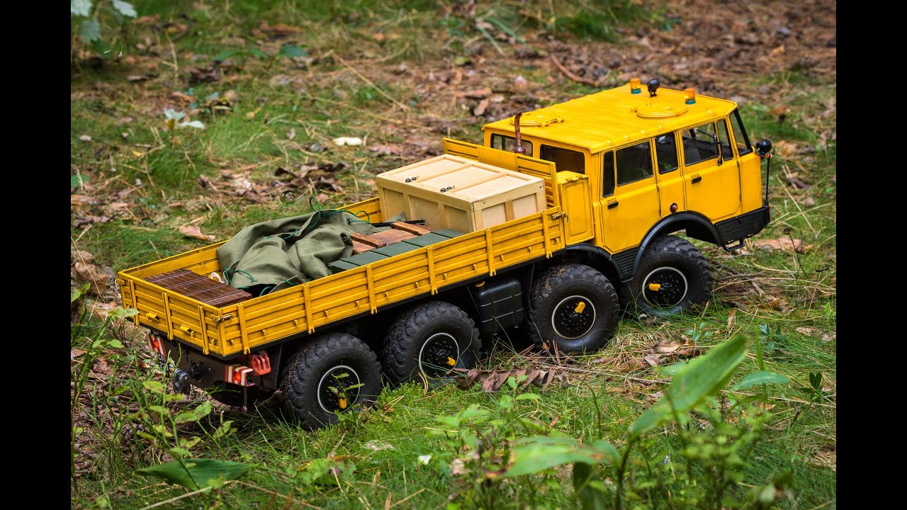 Tatra 813 Kolos 8x8 - RC scale truck - transport of crates [Cross RC ...