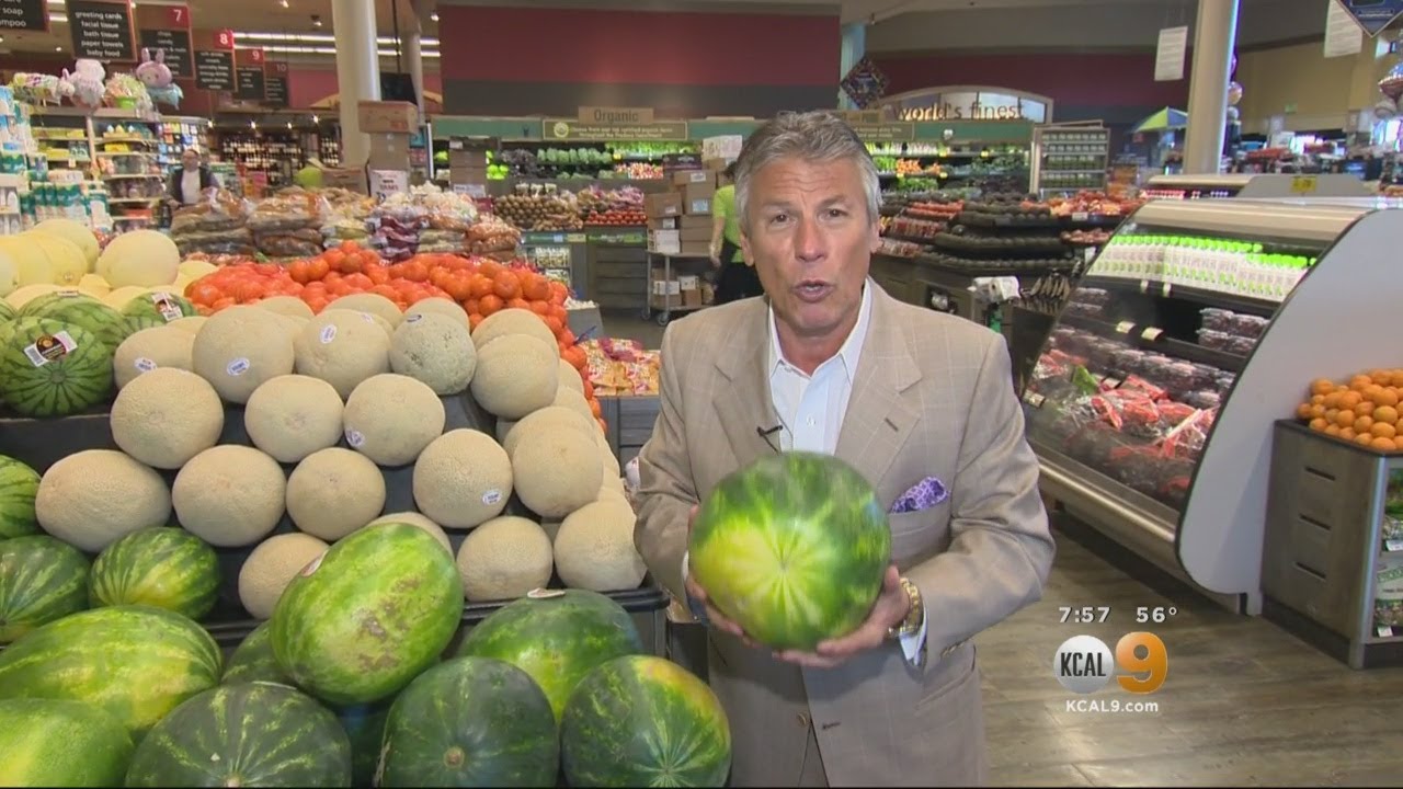 Fresh Grocer Tony Tantillo With Watermelon Advice - YouTube