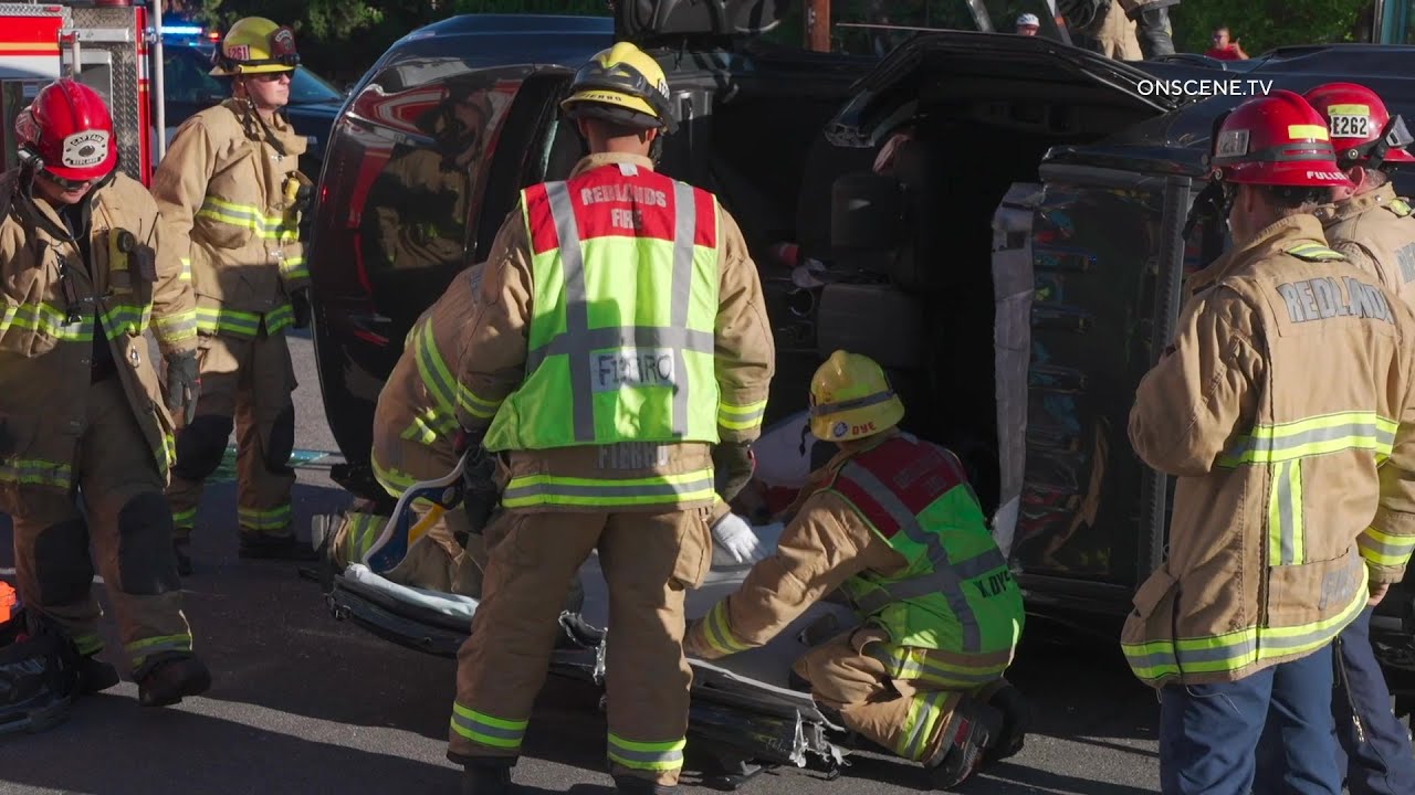 Driver Extricated After Rollover Crash Redlands Youtube