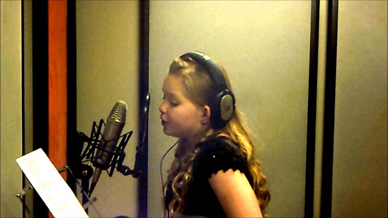 Taylor Swift-You Belong With Me-(Cover);Anais J Sneddon.Age 10 - YouTube
