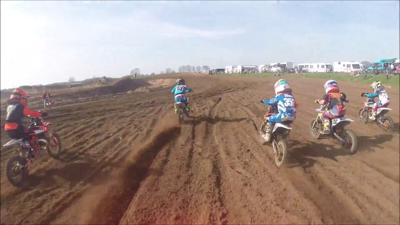 Fat Cats Whiterose March 2017 Auto Race 3 P2 - YouTube