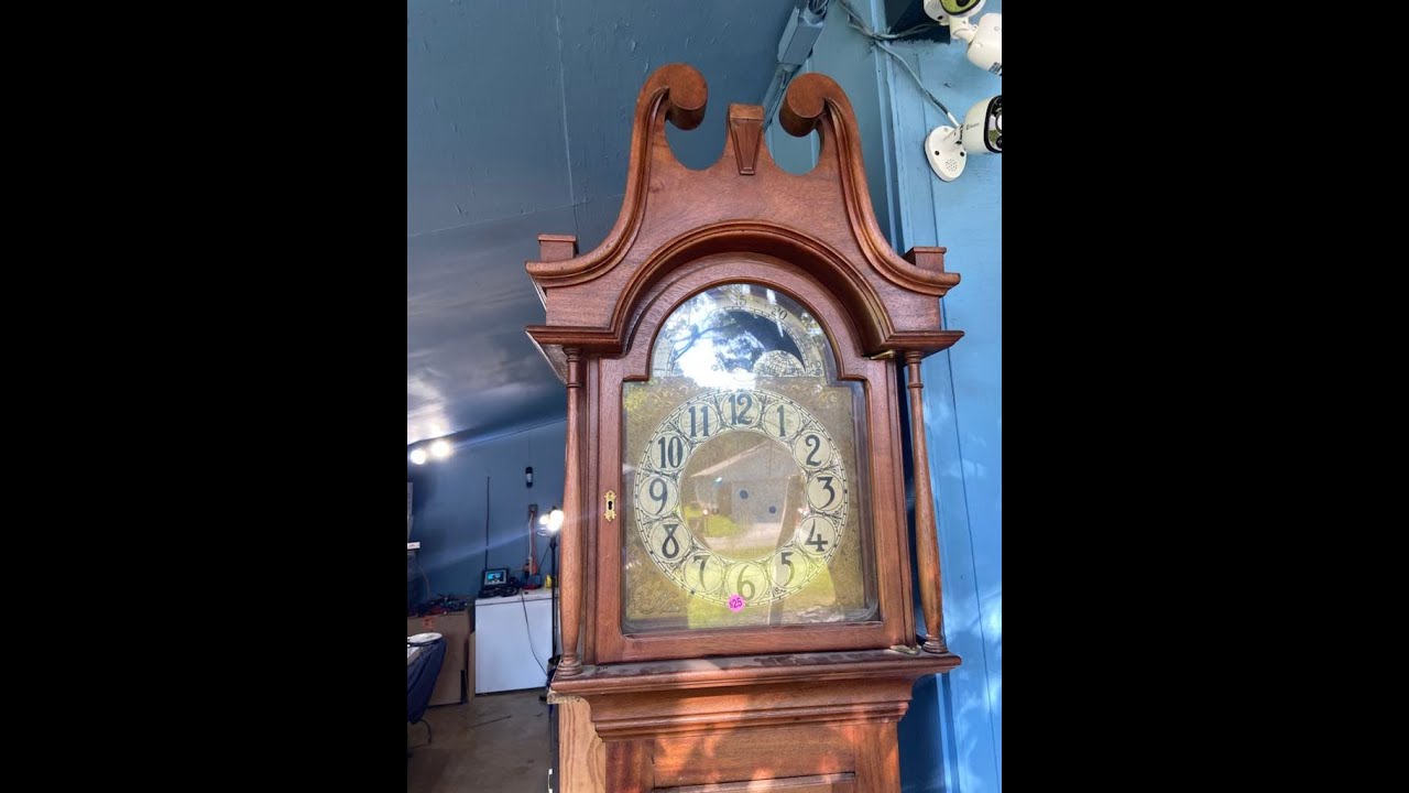 Repairing an antique New Haven grandfather clock made in 1911 ...