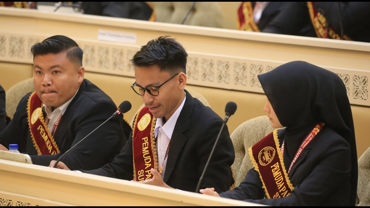 RAHMAT INDRA GIRI!! PEMUDA ASAL SULAWESI TEGAH MENYAMPAIKAN ASPIRASI DI ...