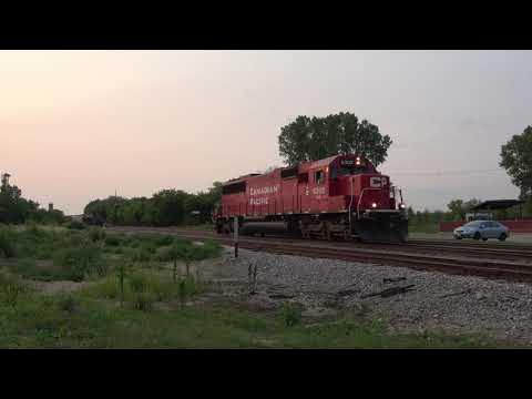 CP 6302 Leading 9WWA Near Fall River, WI 7-18-21 - YouTube