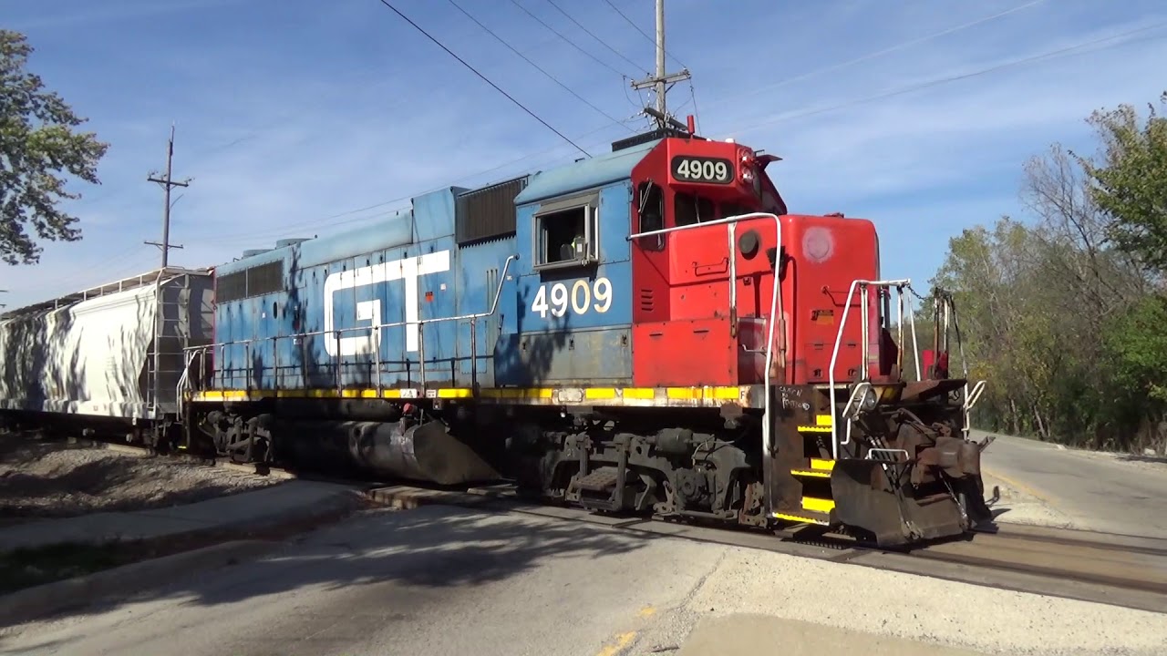 Old Road Switcher (Nice Run Bys) - YouTube