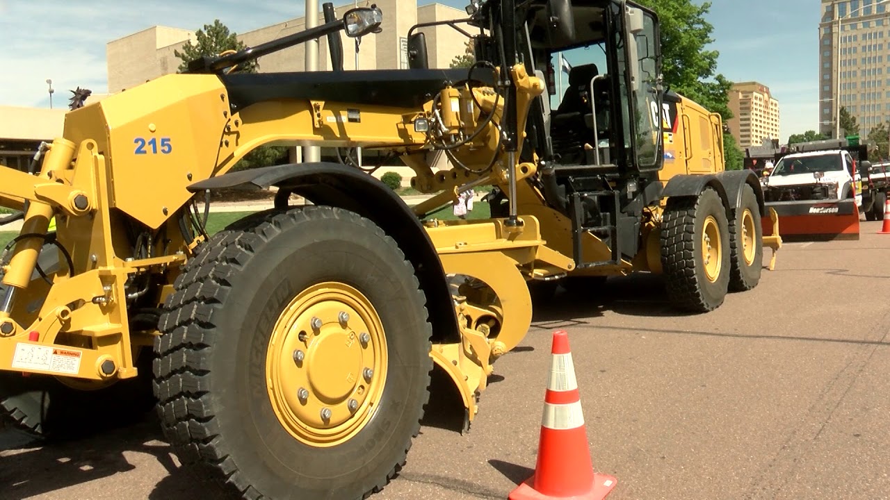 Public Works Week Innovative Equipment - YouTube