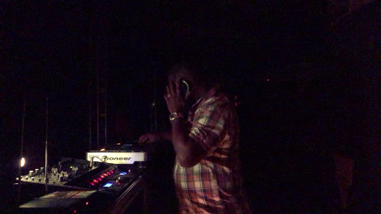 Ticka Muzik ( I do not own the copyrights to this music) - YouTube