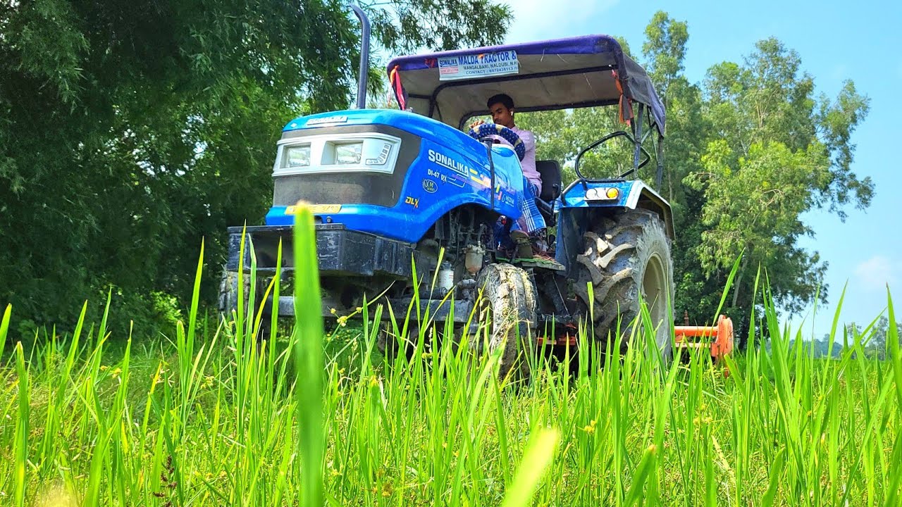 New Sonalika Sikandar Tractor Farming Mud | Tractor Stuck in Mud ...