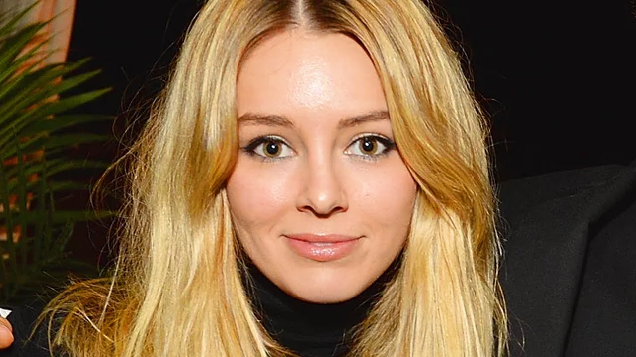 Keeley Hazell Shows Off Her Amazing Bikini Figure Youtube