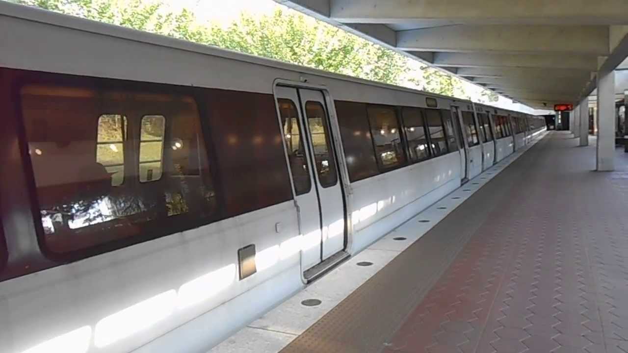 WMATA Metrorail: Shady Grove bound Red Line train arrived at White ...