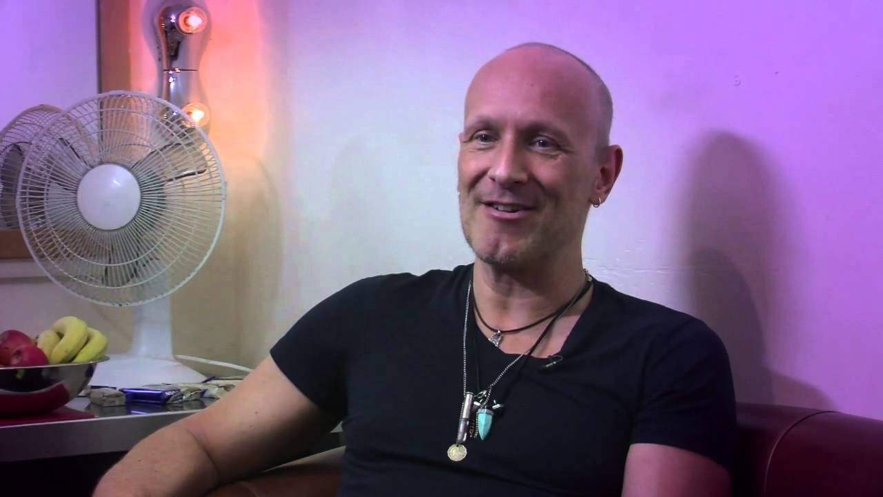 Def Leppard guitarist Vivian Campbell reveals all about life with ...