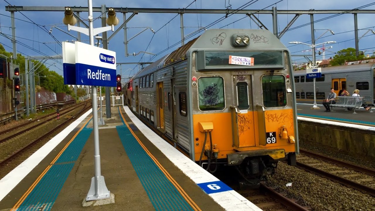 Sydney Trains Vlog 684: Redfern During Afternoon Peak - YouTube