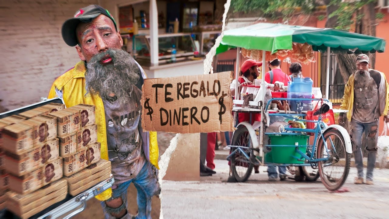 Indigente REGALA $50,000 y Compra Todos los puestos!! 💰💸💵 - YouTube