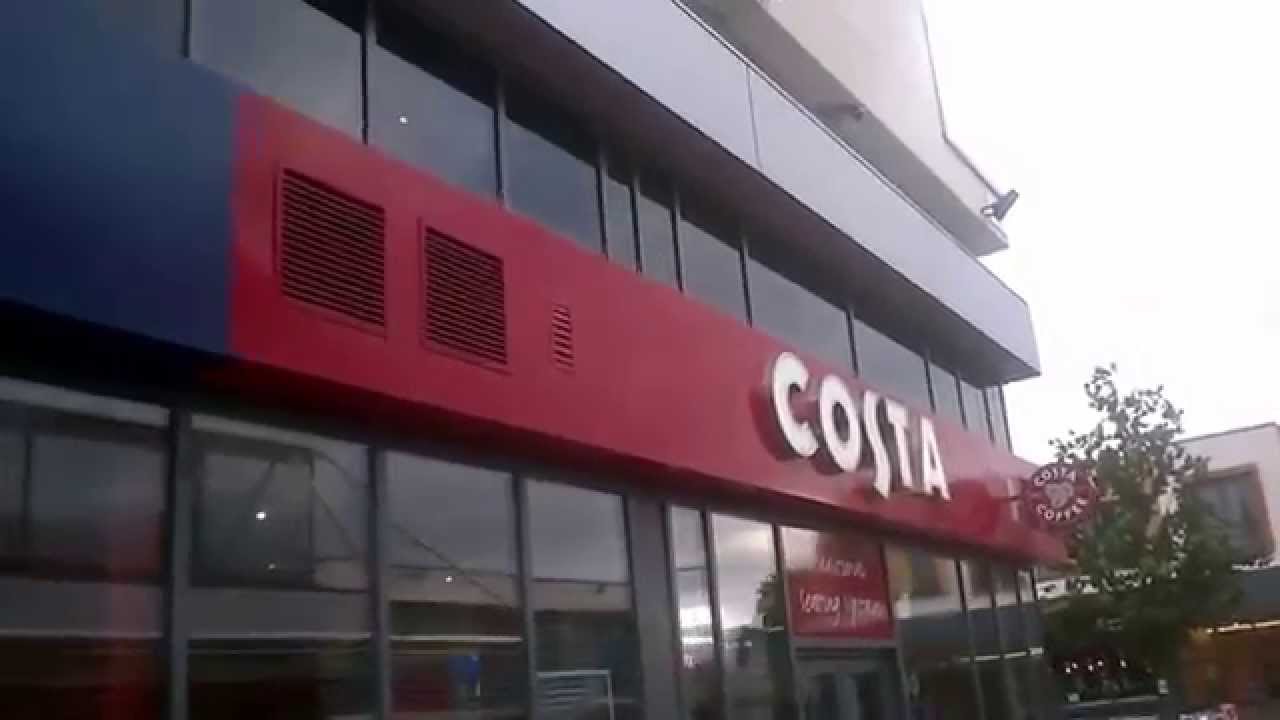 URMSTON TOWN SHOPPING CENTRE DAY 309 OF FALL - LOG - MAS - YouTube