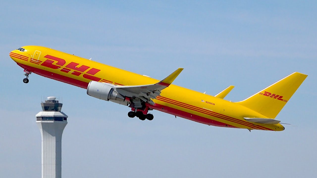 (4K) DHL Early Rotation at CVG Airport - YouTube