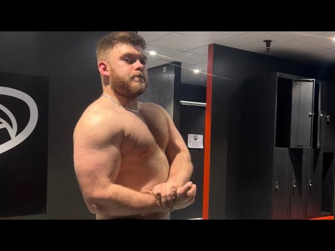Bulking start of new split (chest) - YouTube