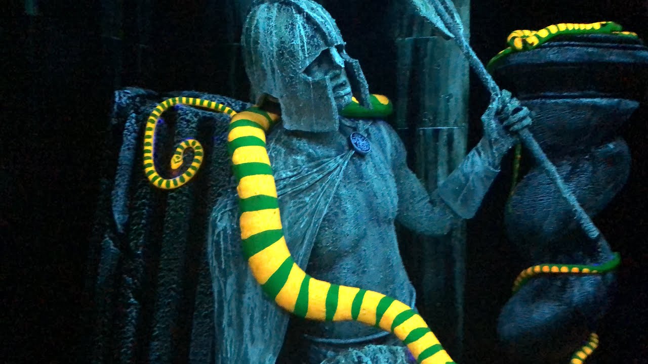 Curse of Pandora’s Box Halloween Horror Nights 2019 (Universal Studios ...