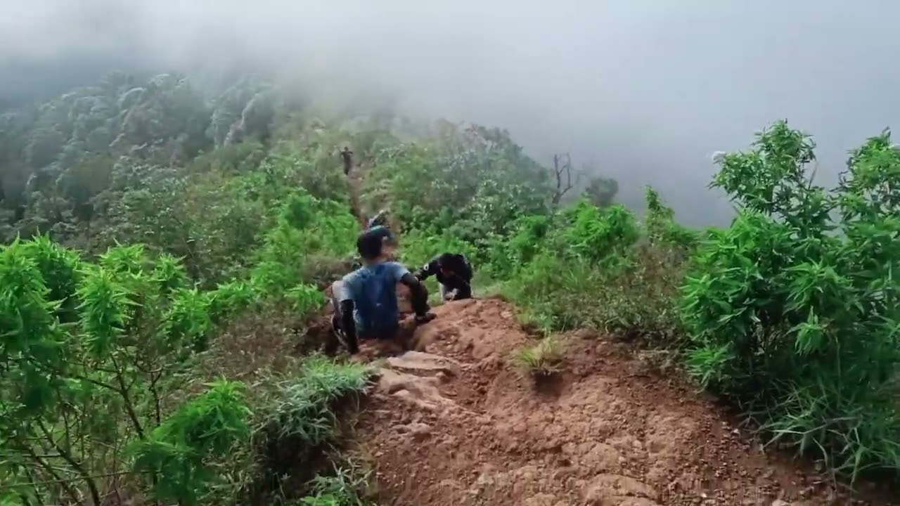 jalur vertikal, puncak kerenceng Sumedang 1754mdpl - YouTube