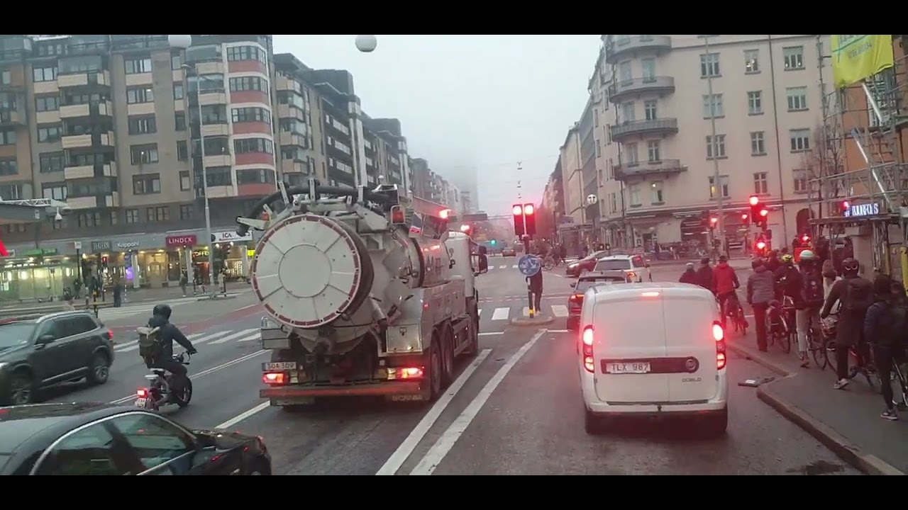 Trafikkaos i Globen och Lastbil Körning Stockholm | Traffic Jam in ...