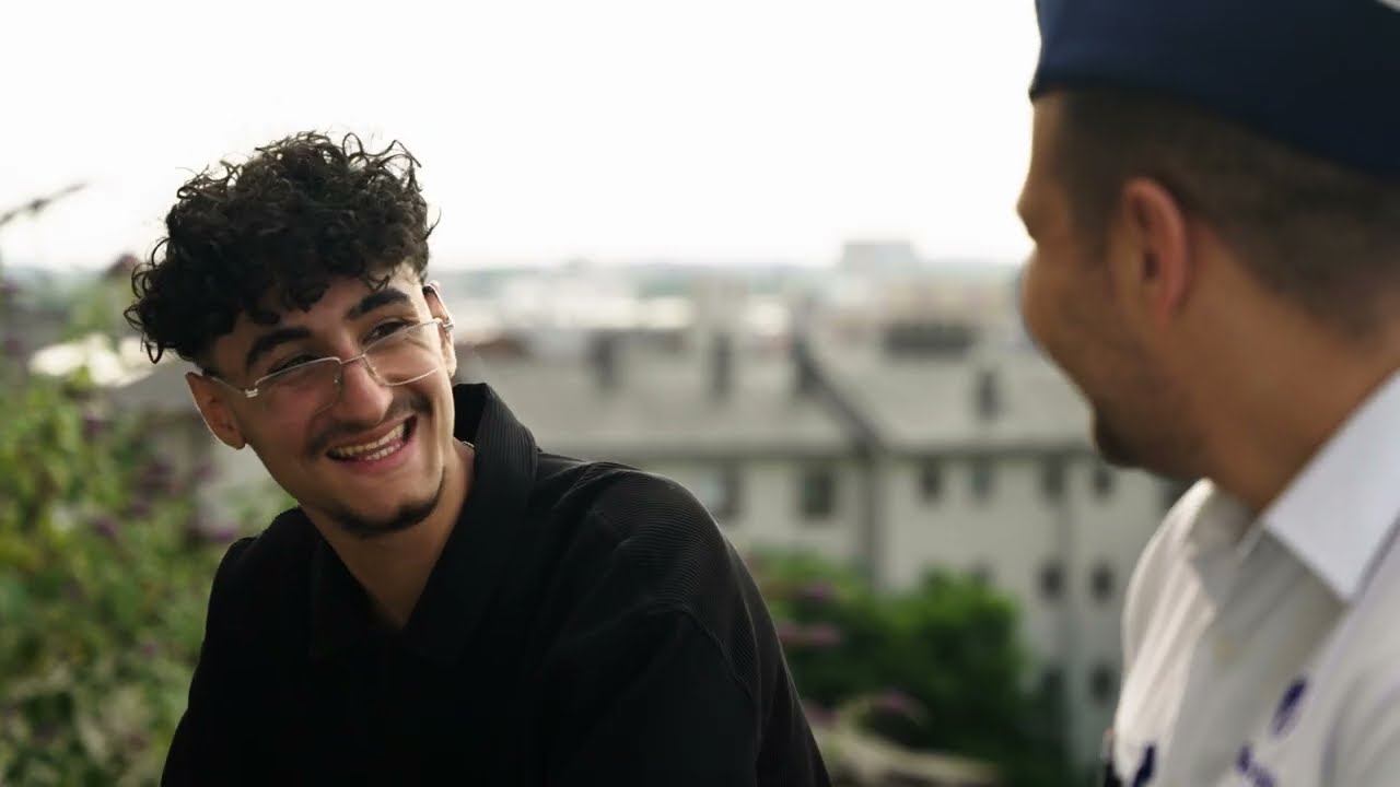 Be Safe - Dimitri & Sami - Respect mutuel - YouTube