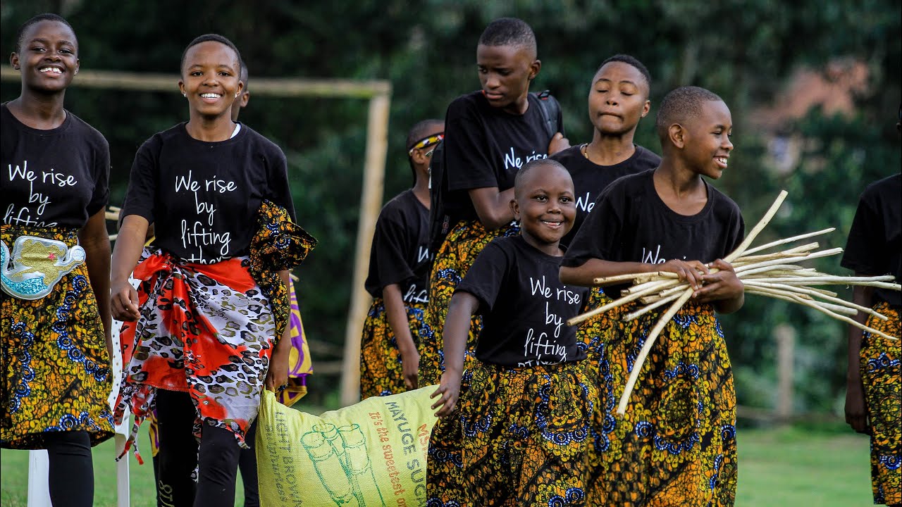 Acholi Dance by fire - YouTube