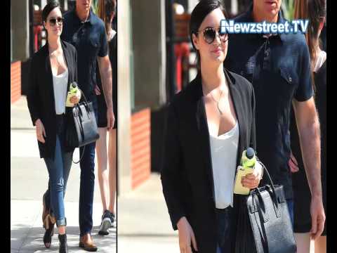Demi Lovato puts cleavage on display