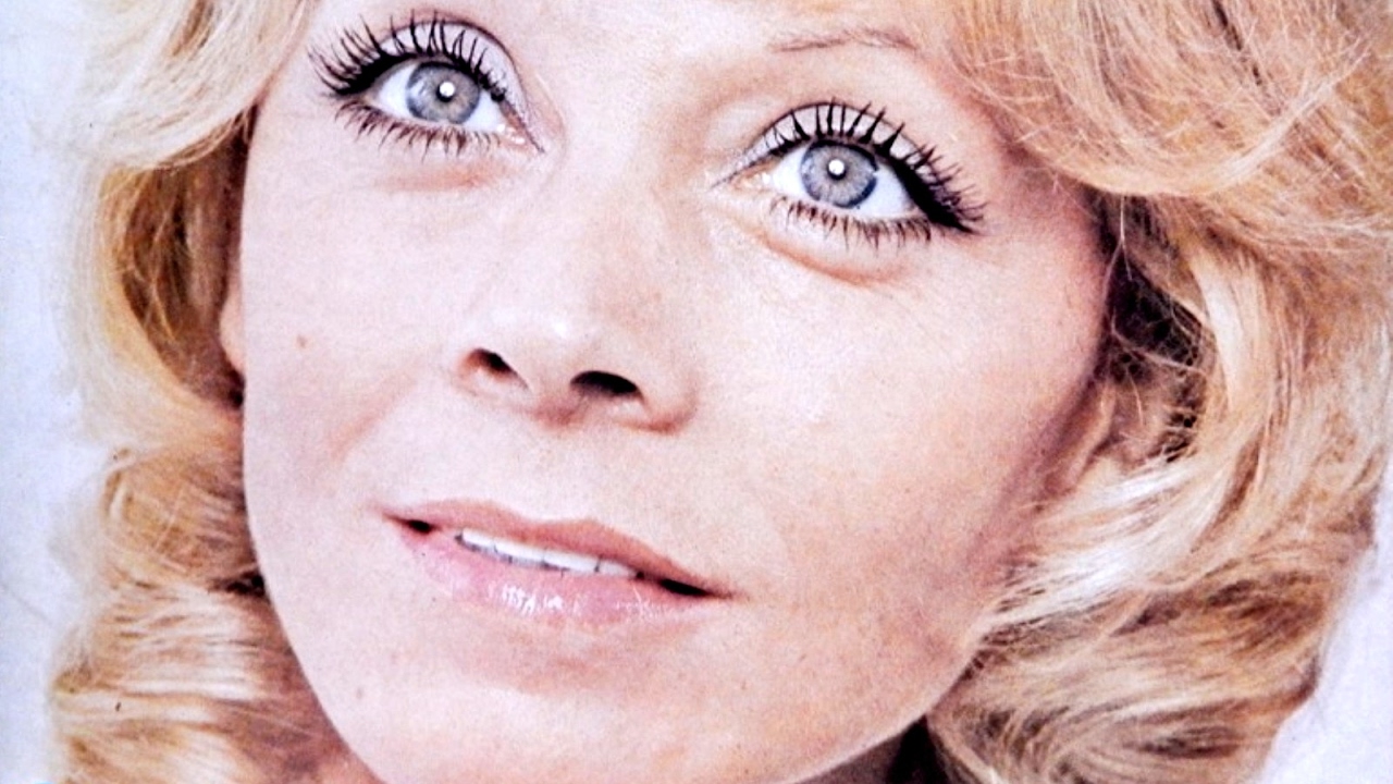 Isabelle Aubret - Nous dormirons ensemble [Aragon/Ferrat] (live 1965 ...