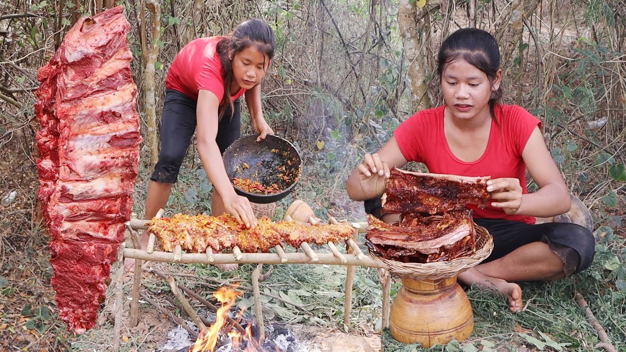 Survival cooking in forest- Beef ribs grilled spicy delicious for ...