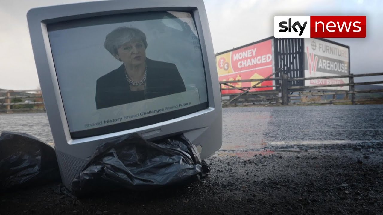 Could there be a hard border in Ireland? - YouTube