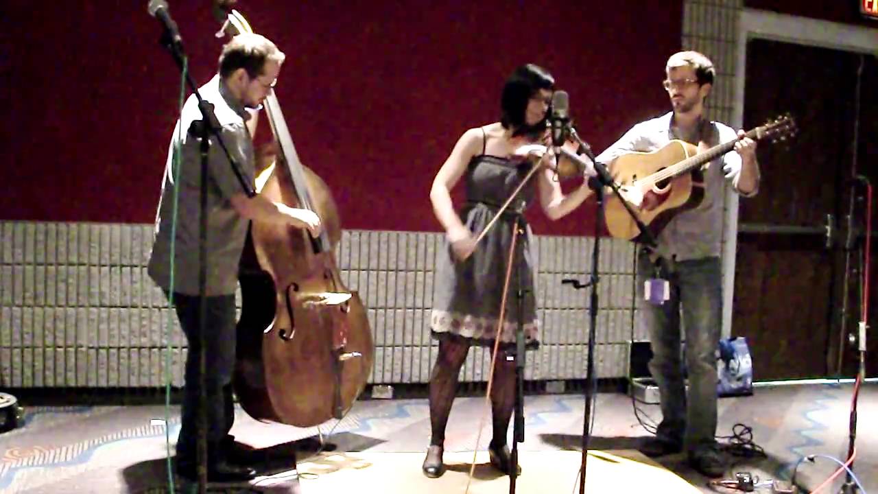 April Verch Band - The Riverboat's Gone (John Hartford Tribute ...