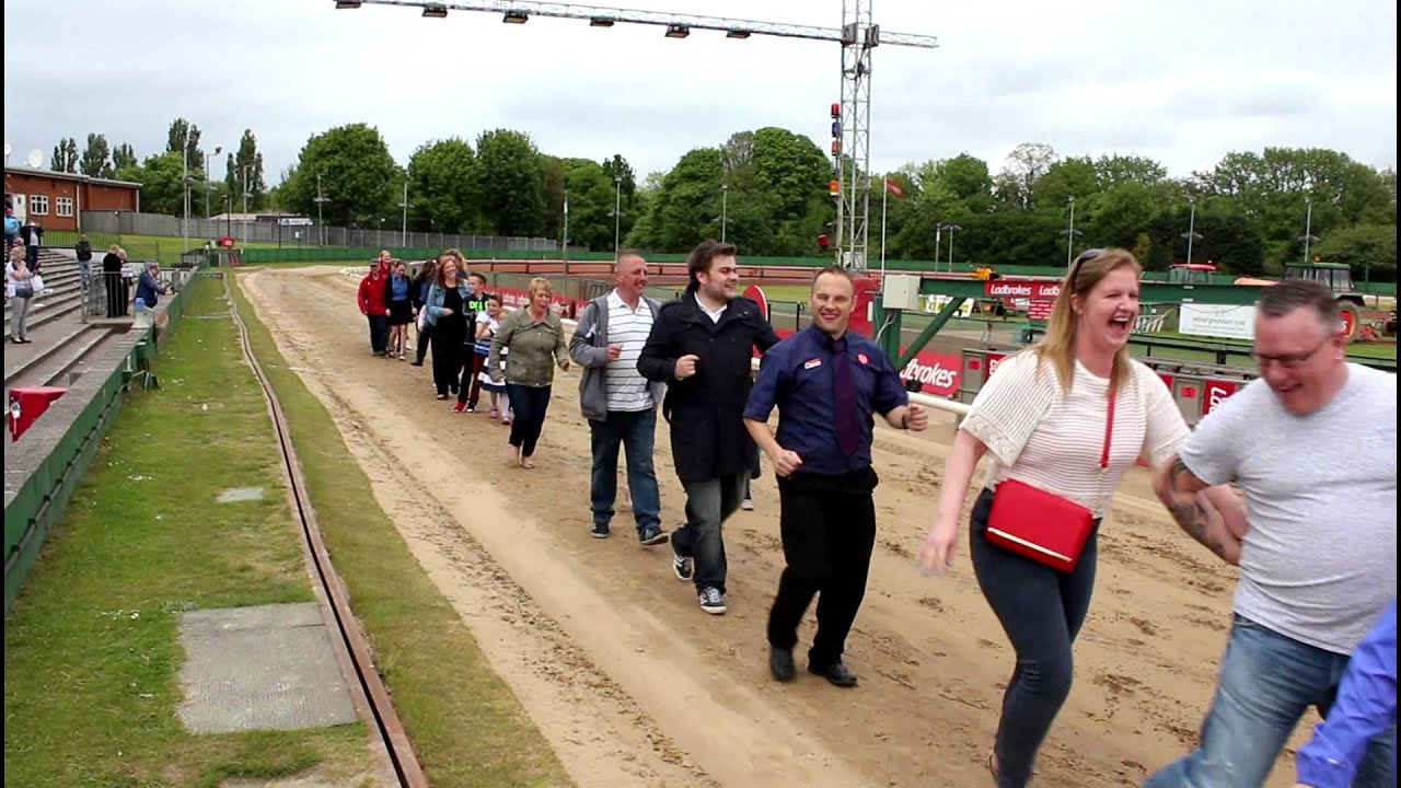 Conga For Compton with Monmore Dogs - YouTube