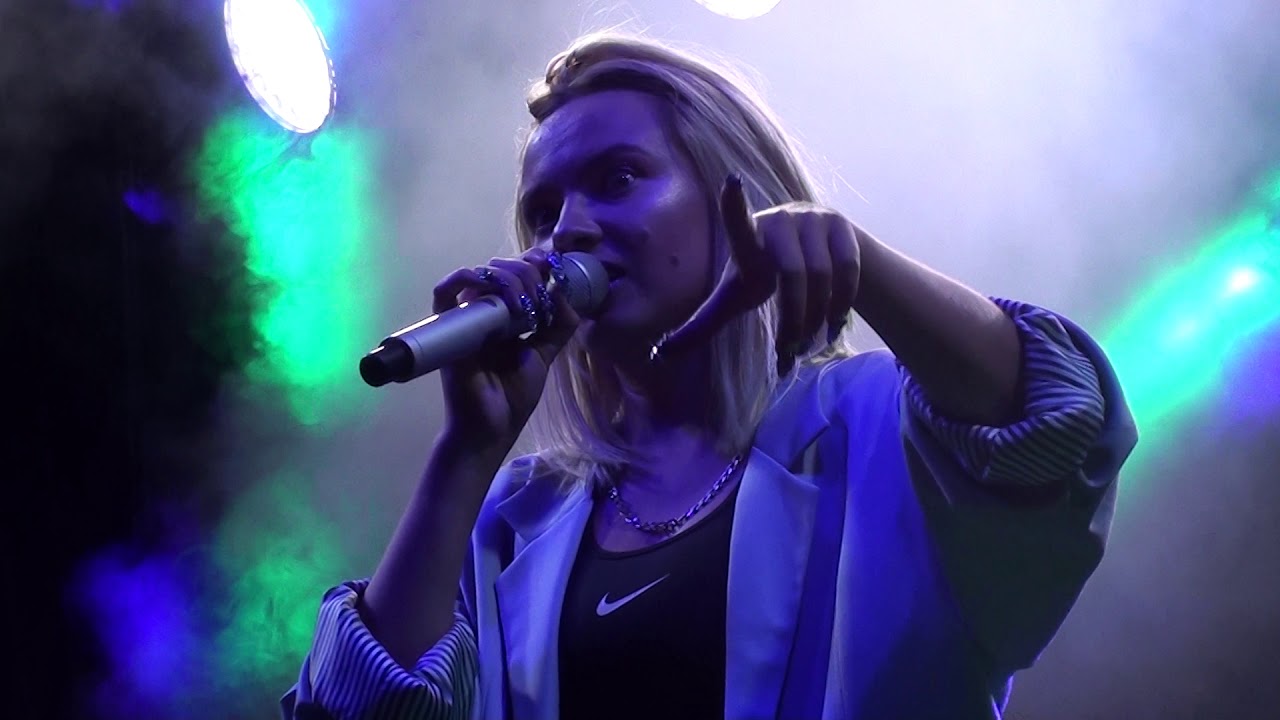 (live) Natalia Nykiel - "Error" - Lech Music Tour - Warszawa Klub Iskra ...