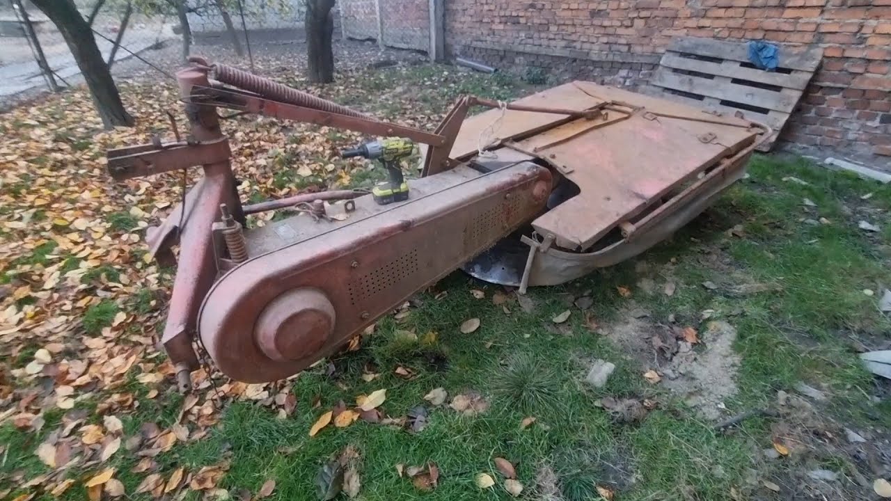 Naprawa czeskiej kosiarki rotacyjnej ZTR 165 - YouTube