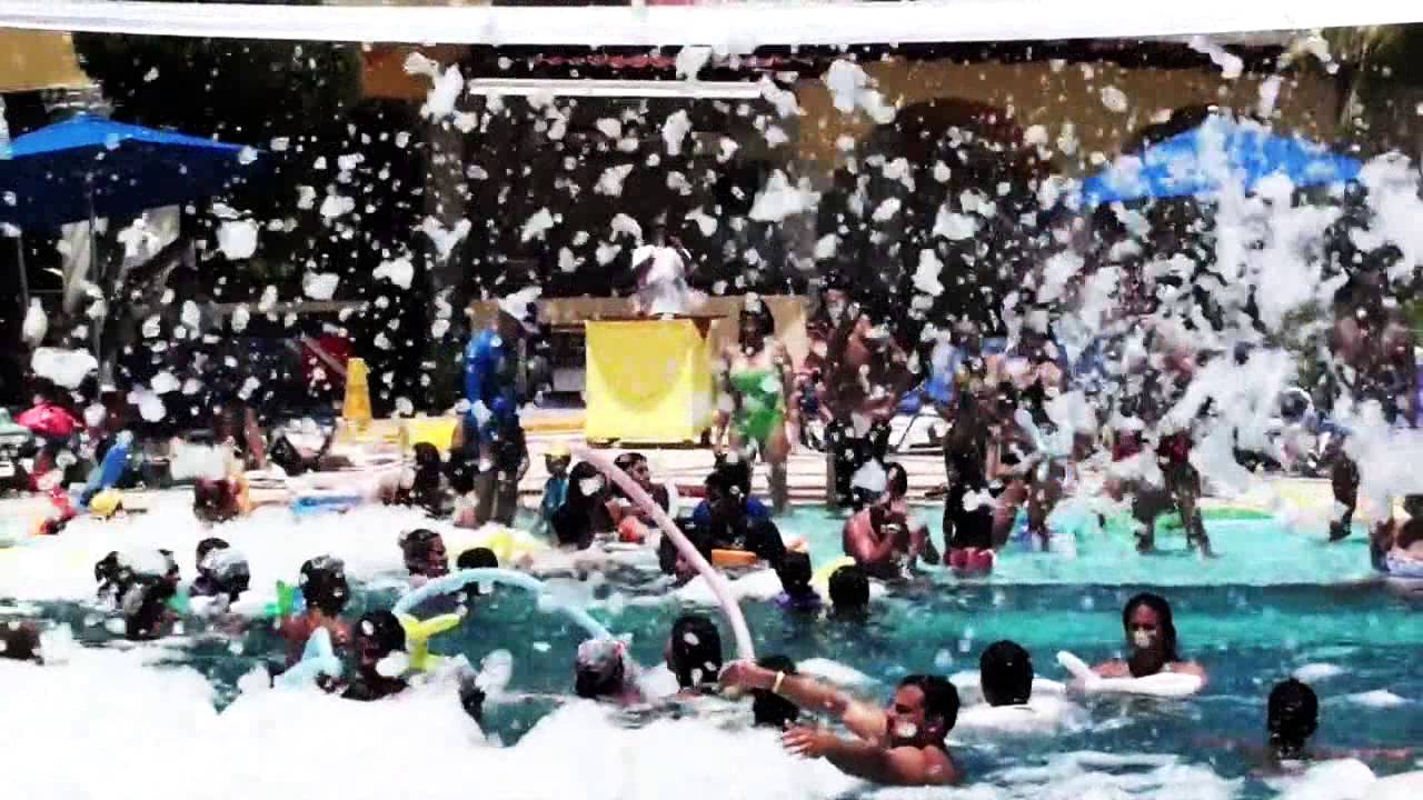 Pool Party Hotel Gran Porto - YouTube