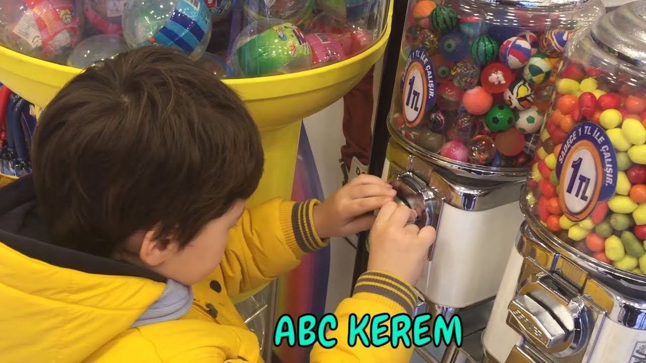 Top makinesi bulduk 2 top aldık ,EFE ile KEREM - YouTube