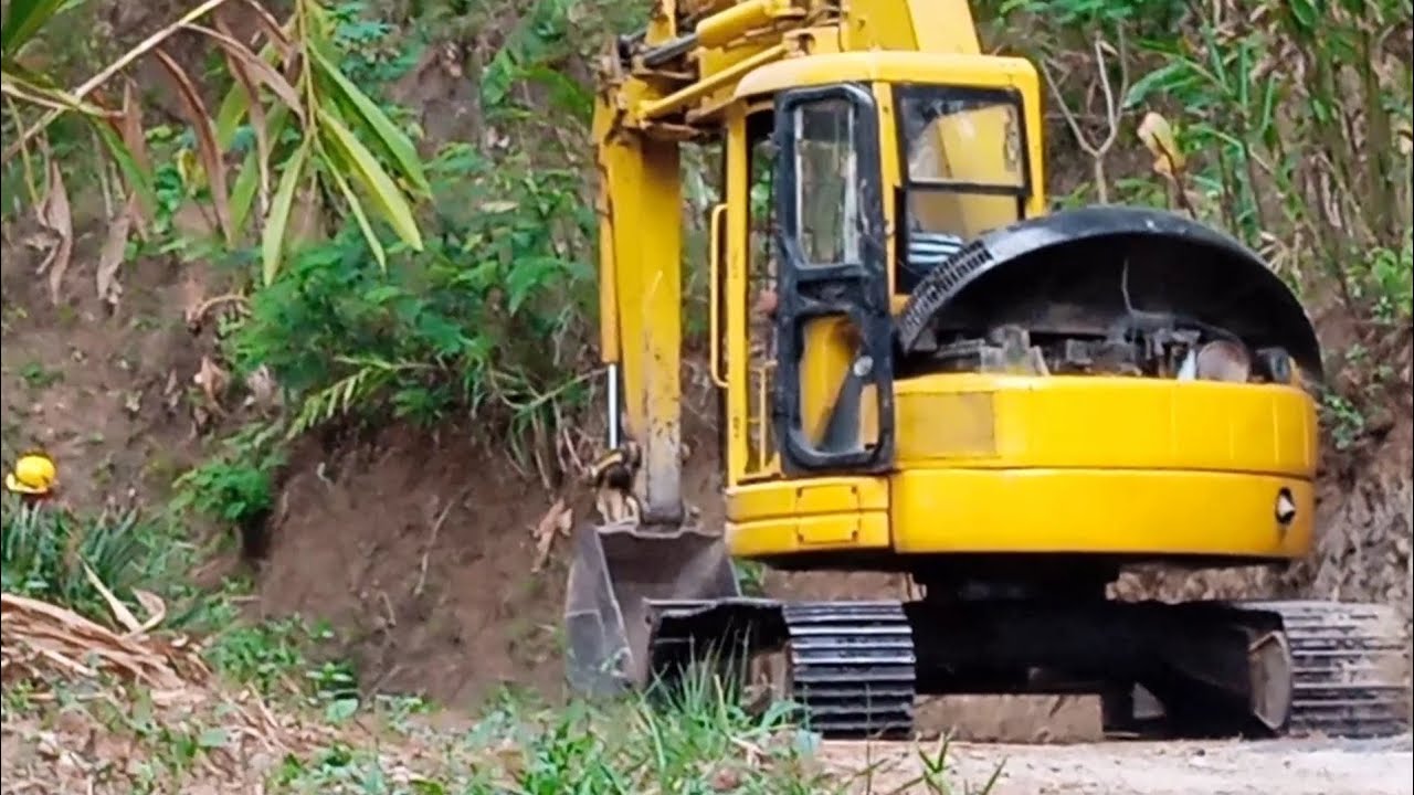 PC75UU.Mini Excavator Working On Road Widening - YouTube