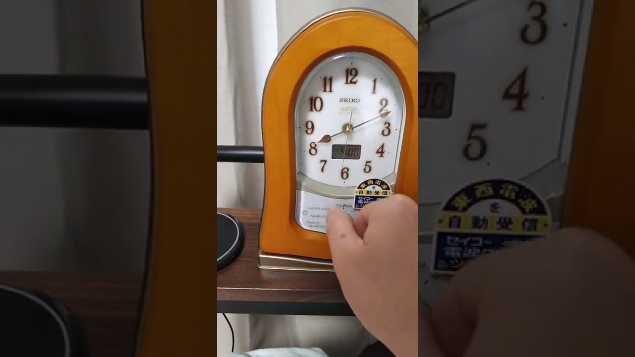 セイコー ムジカ QM737B メロディ目覚まし時計 - YouTube