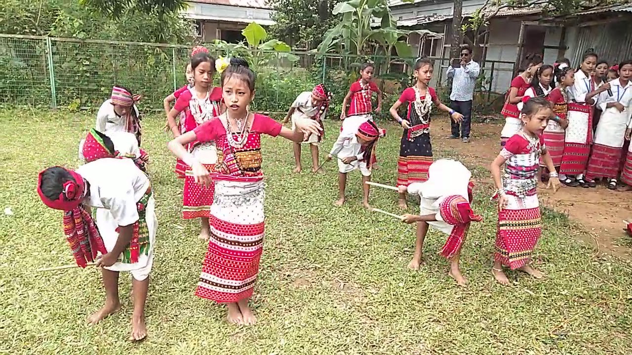Lebang dance , Chandra kumar S . B school - YouTube