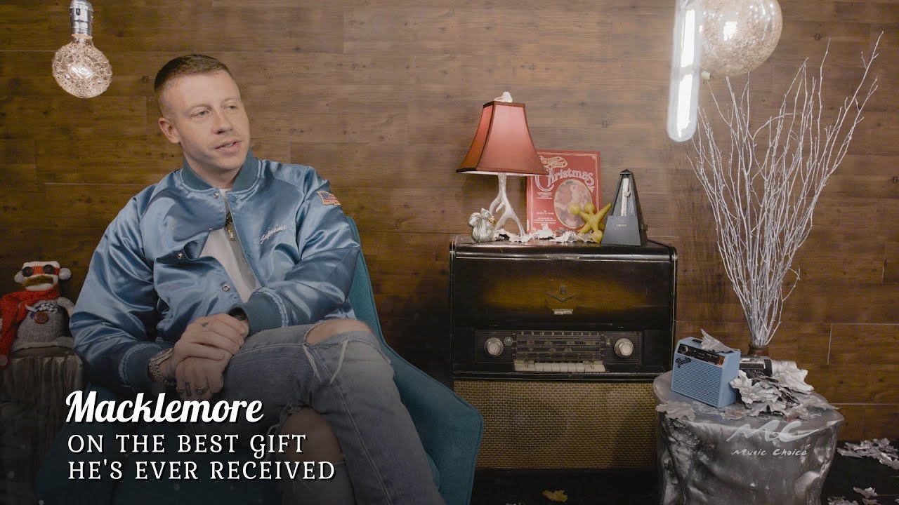 Macklemore Received a Starter Jacket in the Early 90s - YouTube