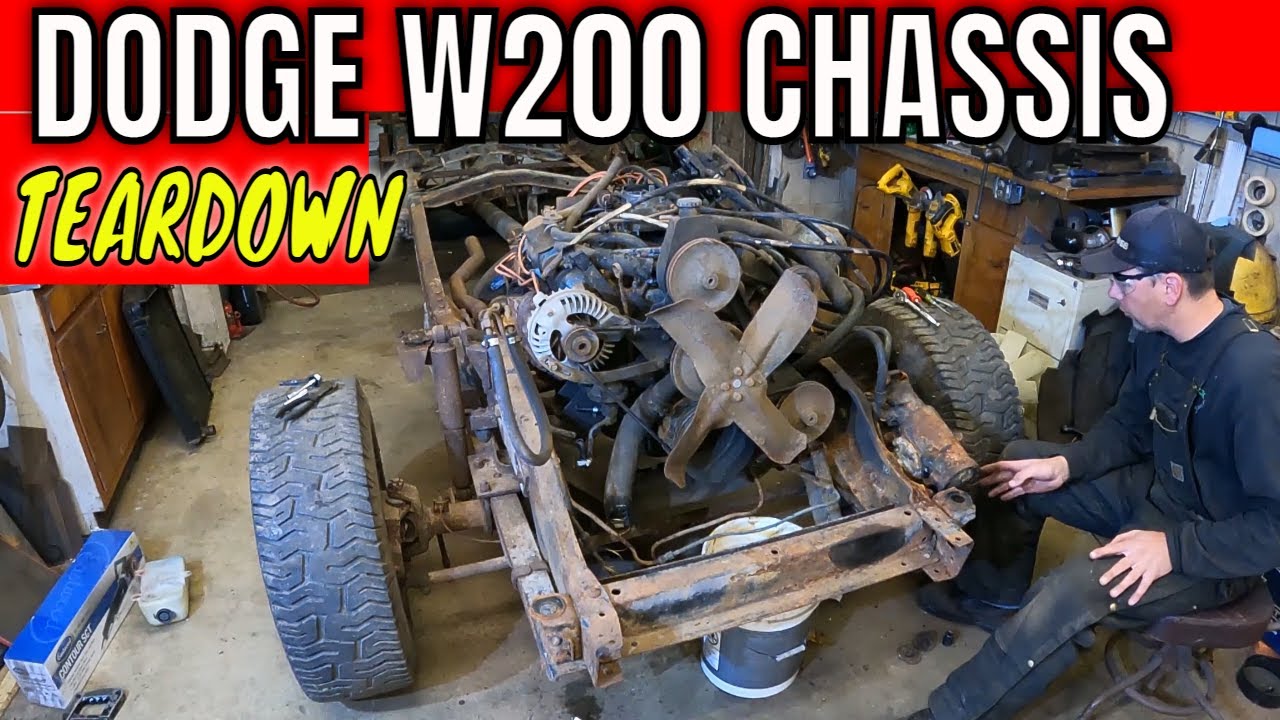 Dodge W200 Chassis Disassembly: Rust Issues? Dana 44 and Dana 60 - YouTube