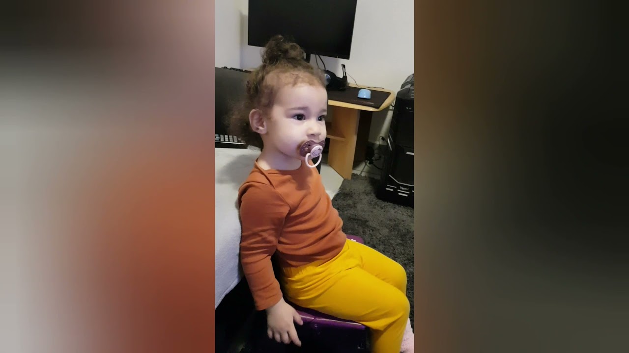 D Billions-Clap clap,cha cha / song with baby Selena - nursery rhymes ...