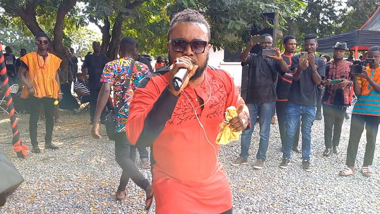 Wow OD4 sings gyegye meso, darling, ten thousand & more at Baba Spirit ...