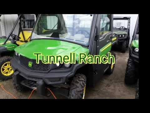 Looking at John Deere Gator 835 R - YouTube