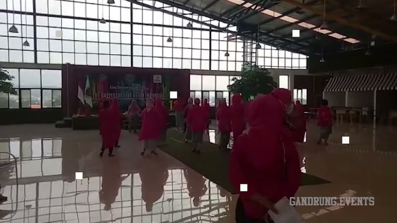 LIVE STREAMING 13 TAHUN UNIVERSAL LINE DANCE INDONESIA - YouTube