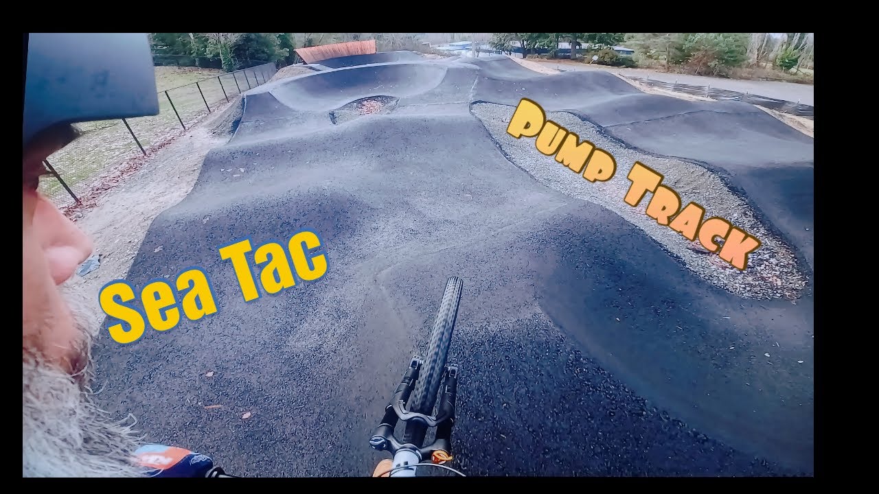 MTB Jump bike lines at the pump track - YouTube