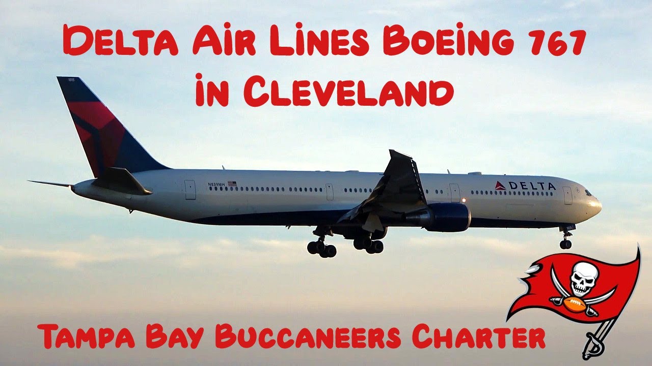 4K Tom Brady in Cleveland! Delta 767 Tampa Bay Buccaneers Charter, Air ...