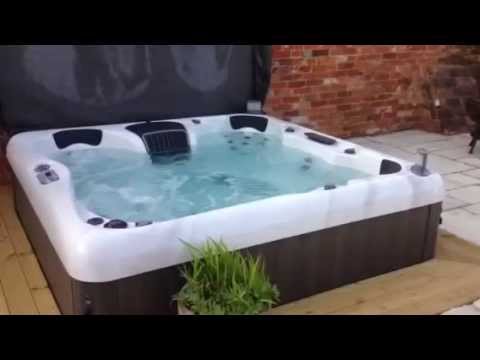 Passion II Elite Hot Tub Jets In Action - YouTube